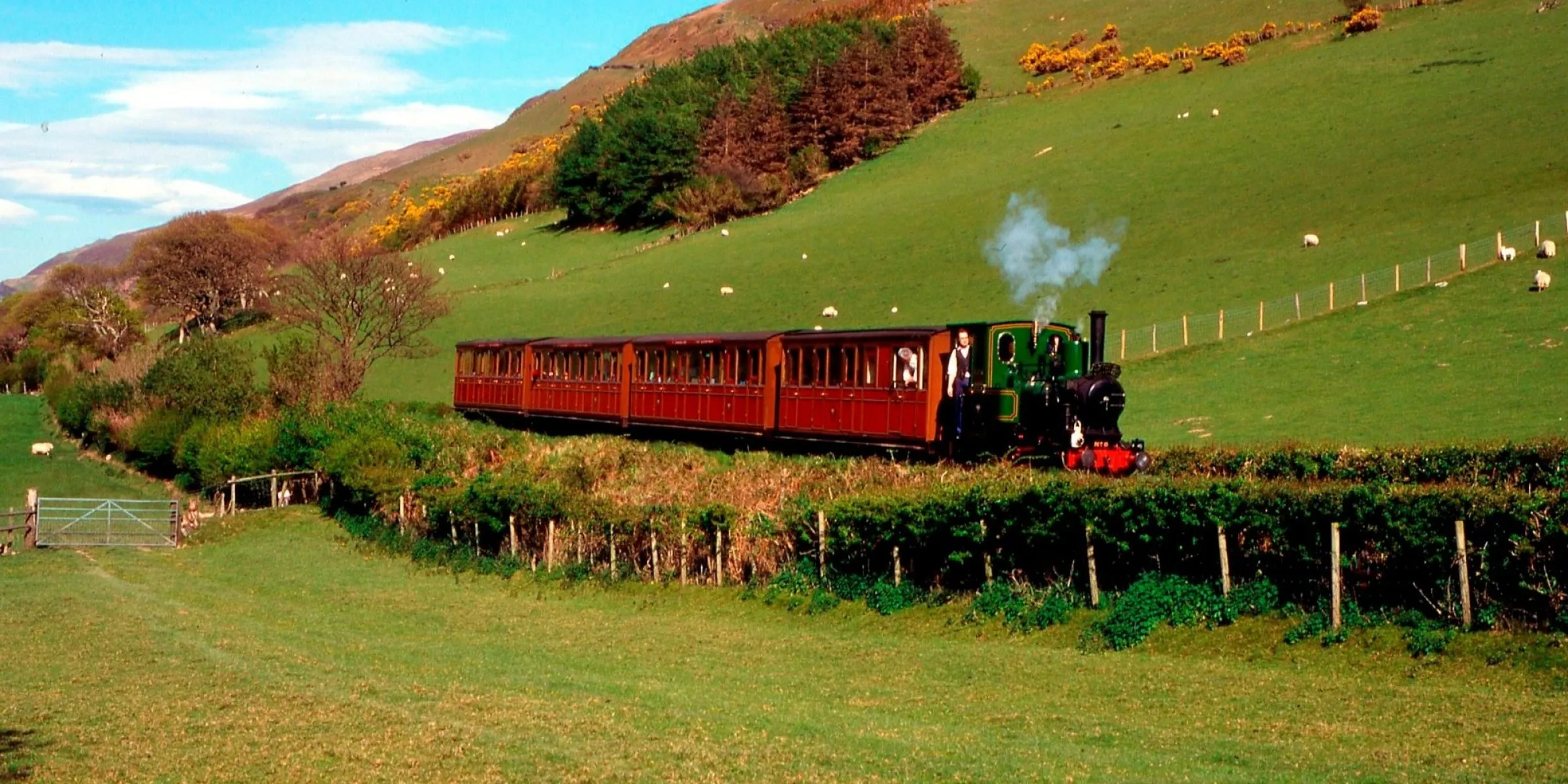 Welsh Rail Holiday: Wales: Culture, Steam & Heritage