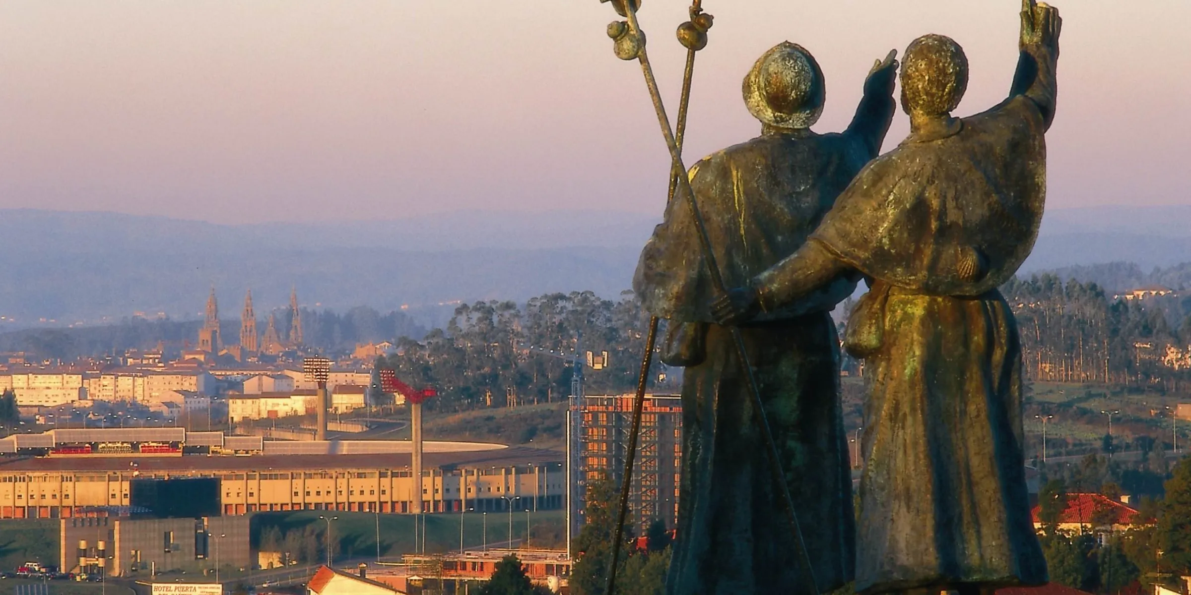 Spanish Tailored Rail Holiday: Green Hills of Spain by Train